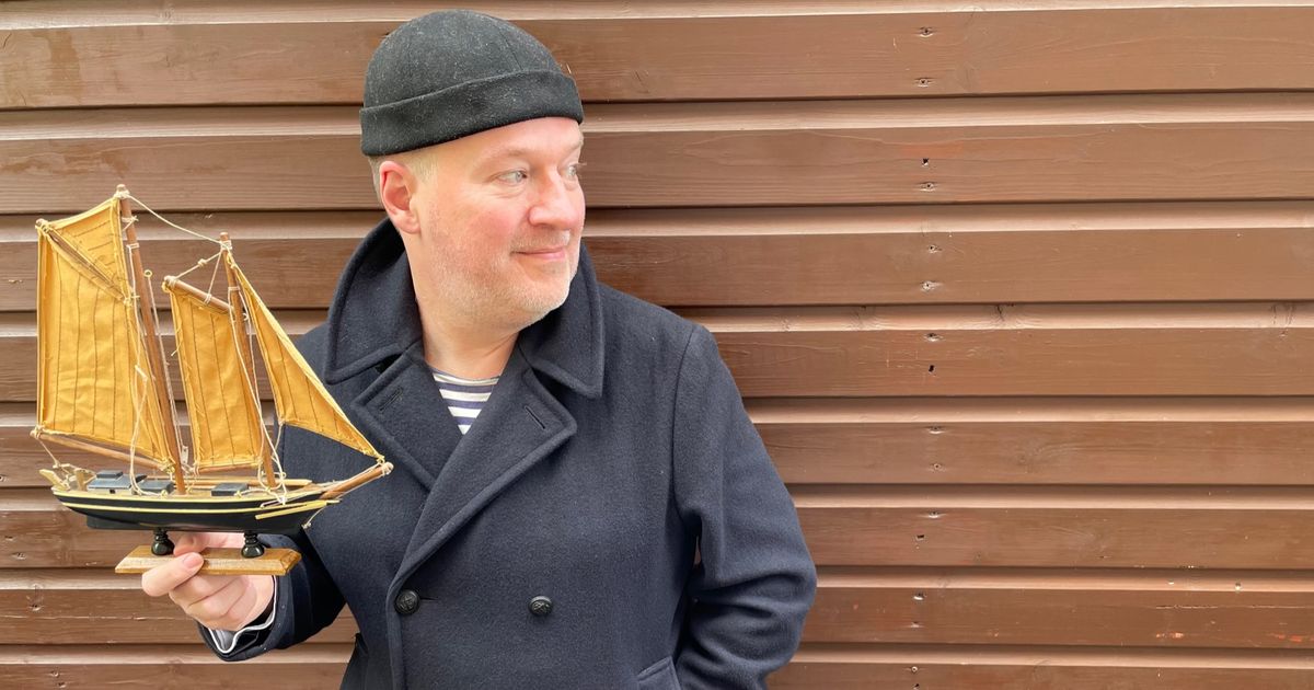 Attention All Shipping | What's On | Lowry | Lowry